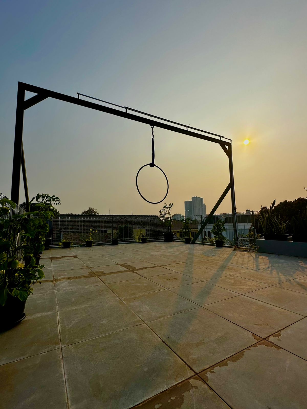 Rental – Bonbon – Pole and Aerial